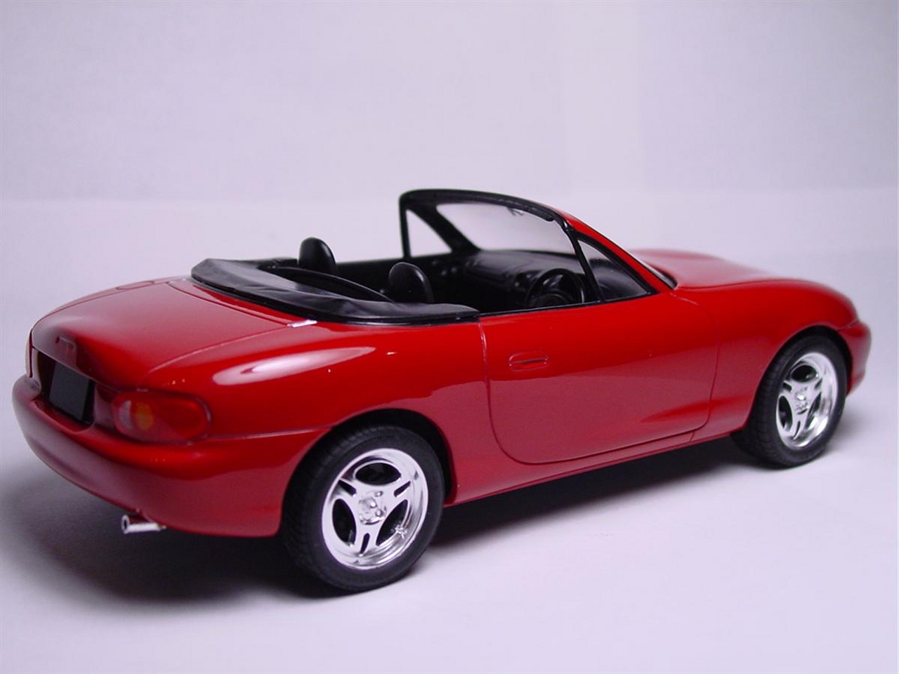 Mazda Second Gen Miata (NB) - Aoshima - Scale importnut.net