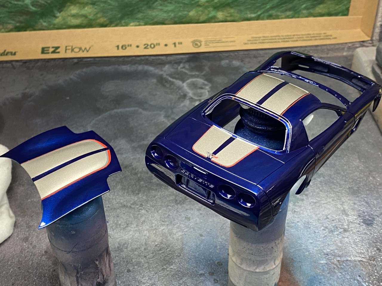 2004 Corvette Z06 - Revell - Scale importnut.net